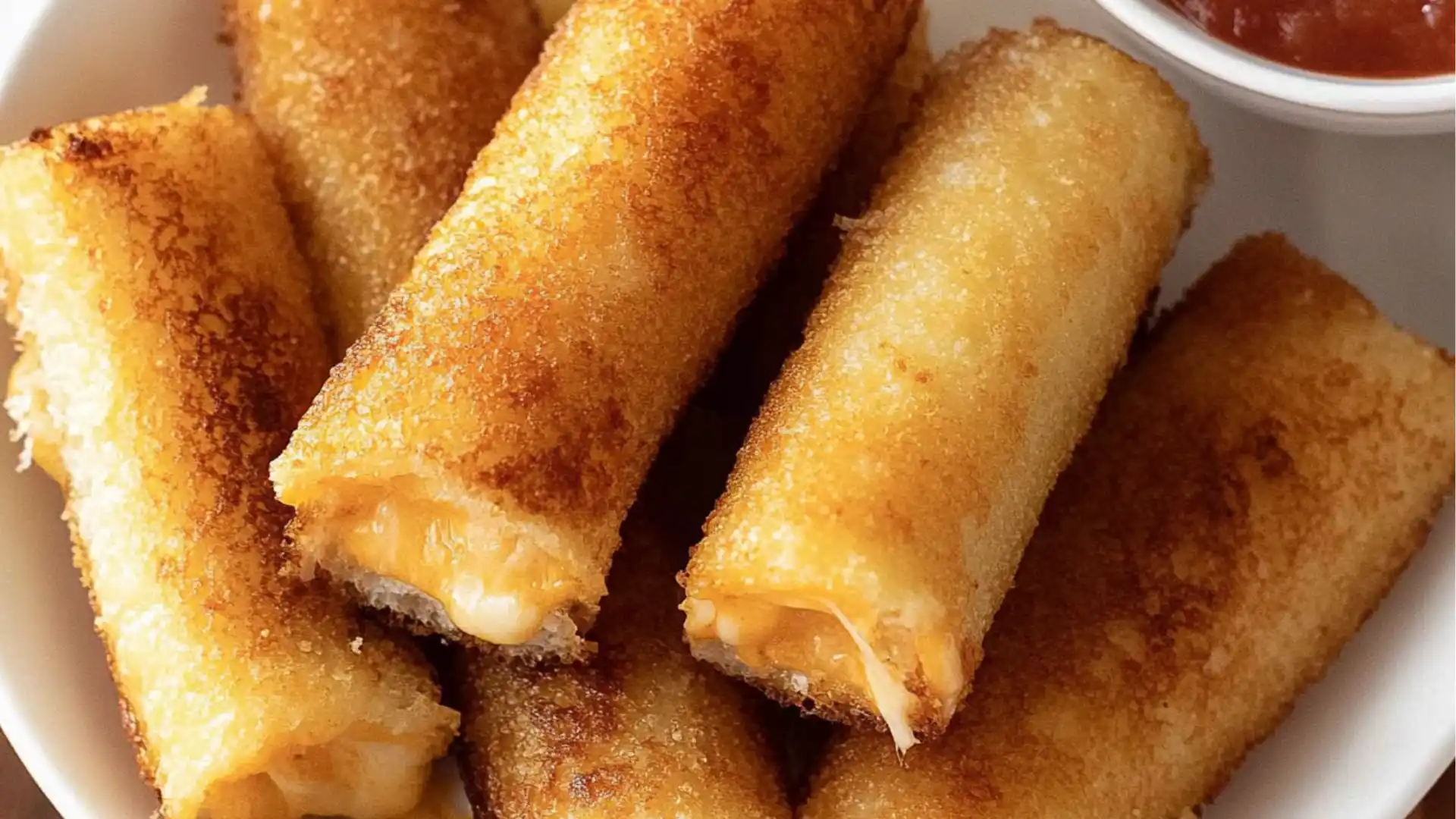 Grilled Cheese Roll Ups : Fun & Classic - Lyndy's Kitchen